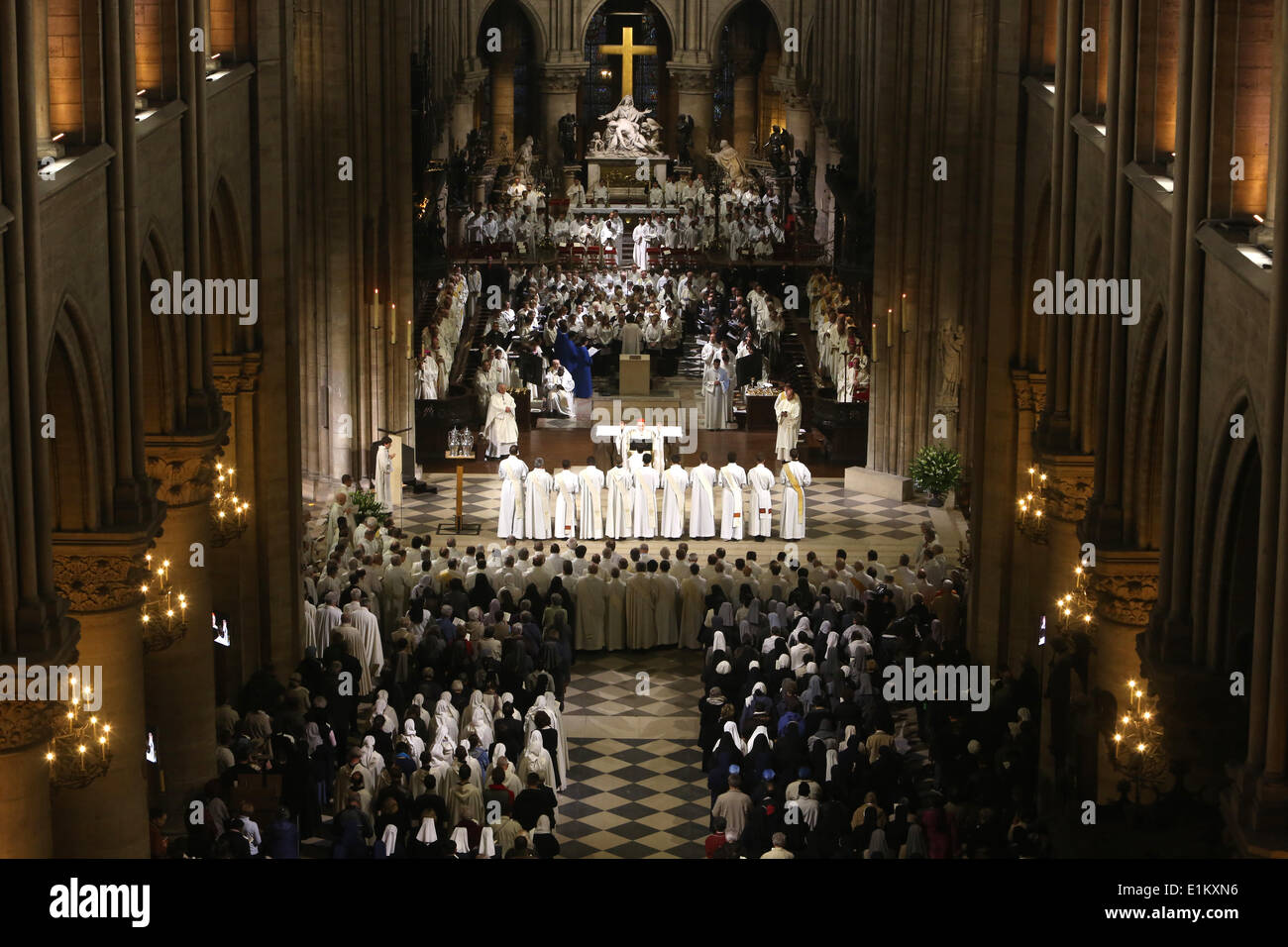 Chrism mass (Easter wednesday) in Notre Dame Cathedral, Paris Stock ...