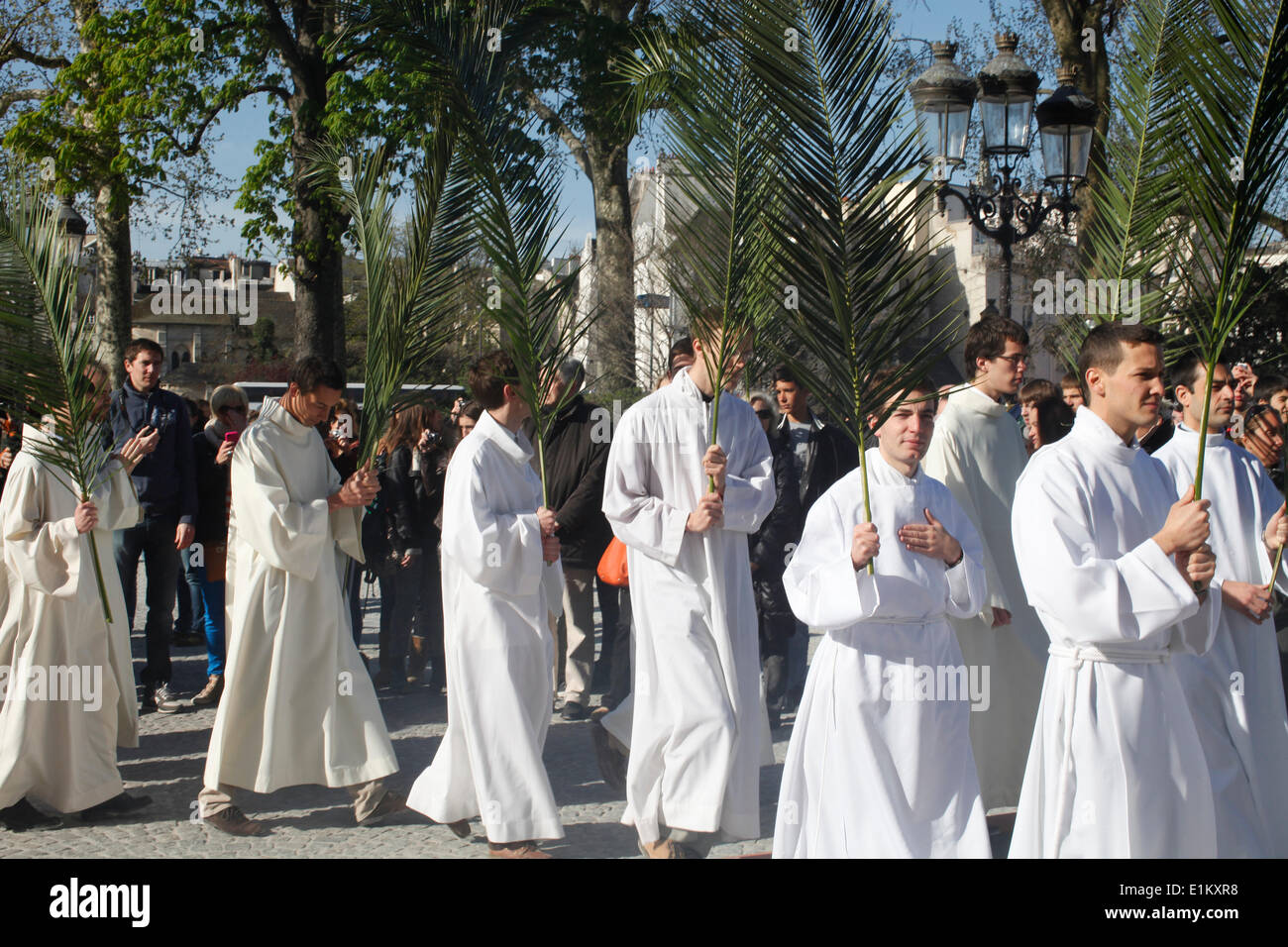 Procession paris hi-res stock photography and images - Alamy