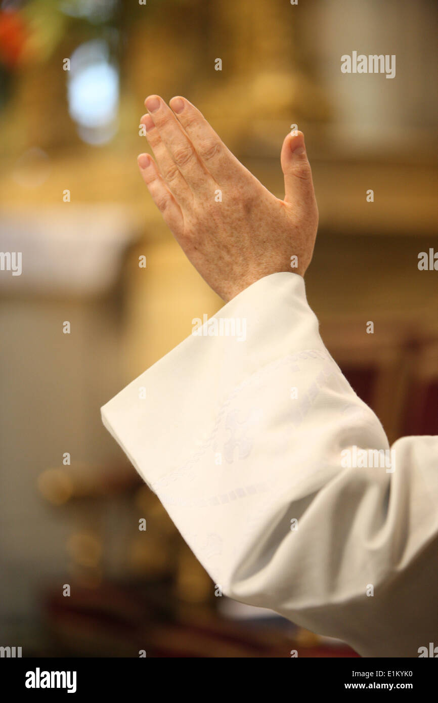 Catholicism catholic priest hi-res stock photography and images - Alamy