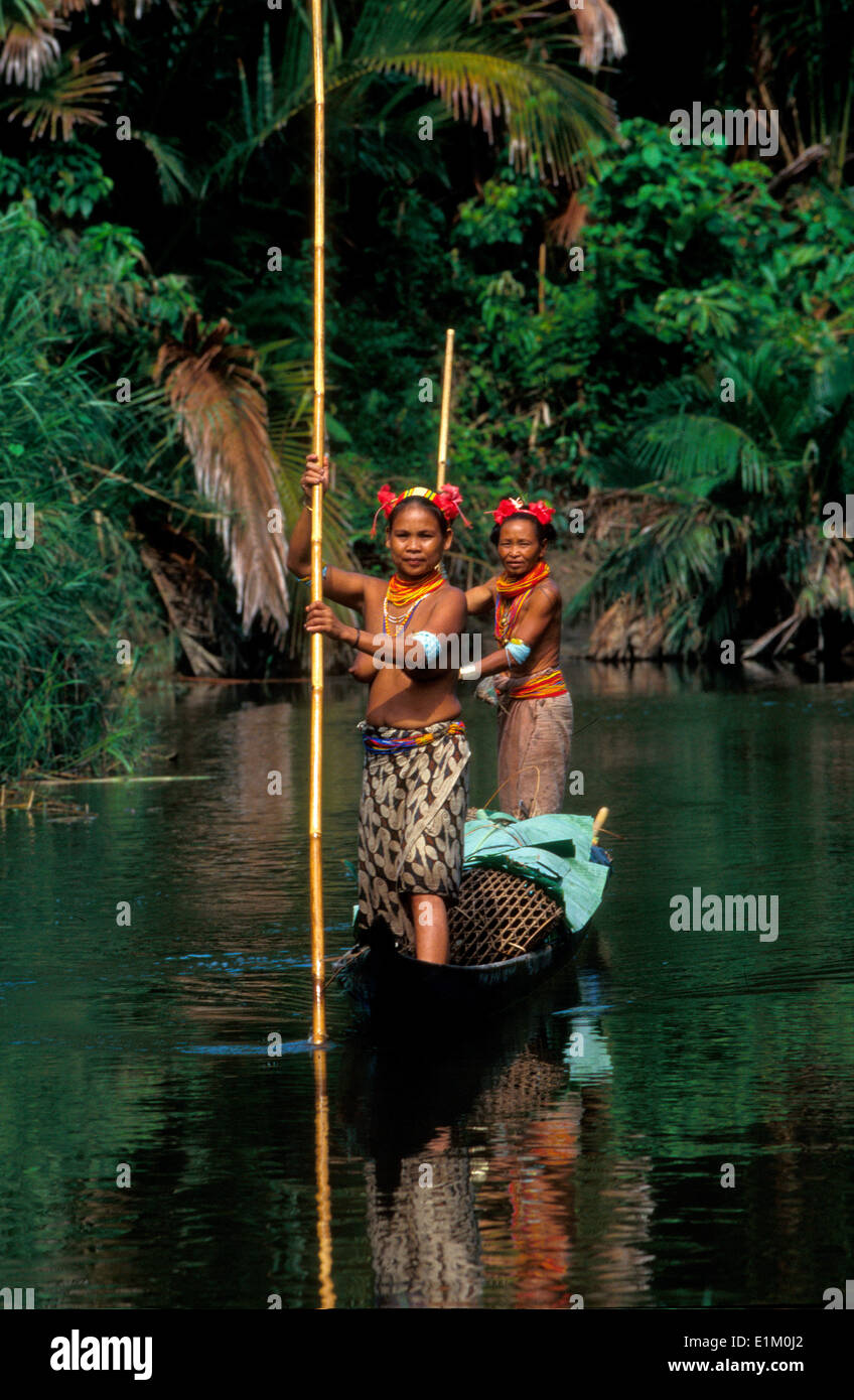 Mentawai woman hi-res stock photography and images - Alamy