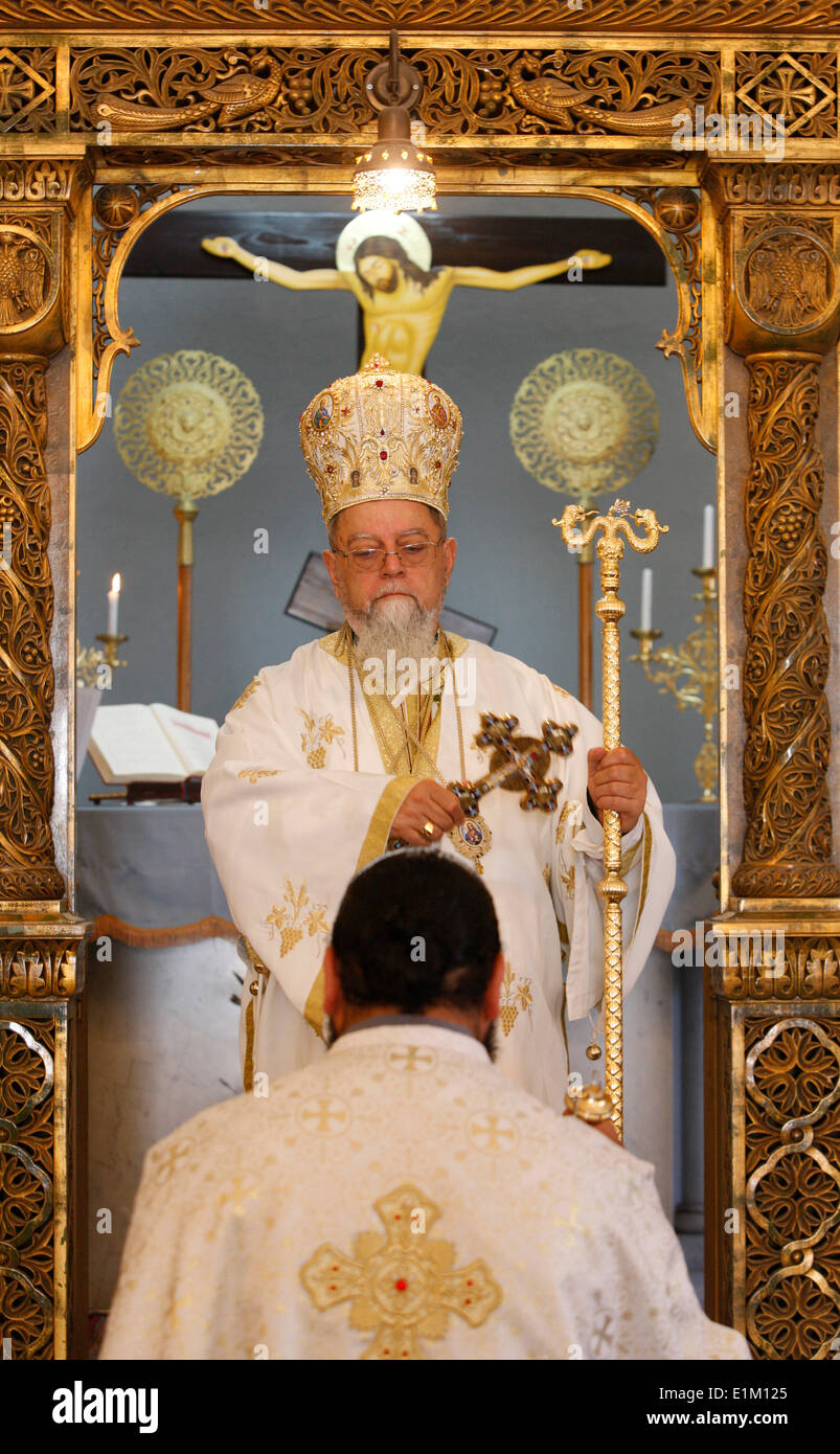 Sunday mass in Haifa melkite cathedral celebrated by bishop Elias ...