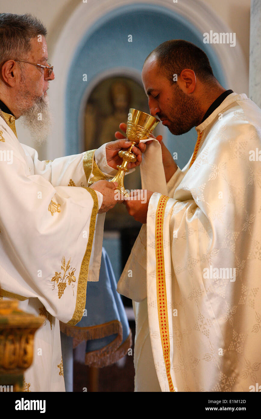 Sunday mass in Haifa melkite cathedral celebrated by bishop Elias ...