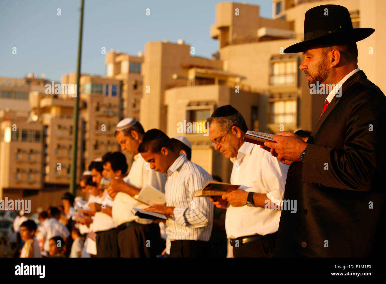 Tachlih prayer at the end of Roch Hachana jewish new year Stock Photo ...