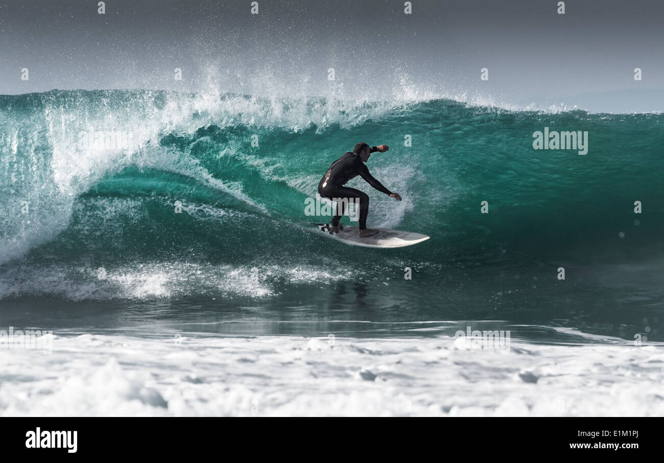 Riding to surf hi-res stock photography and images - Alamy