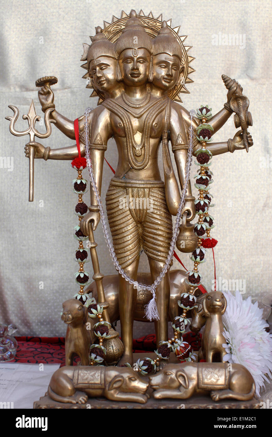 Datatreya hi-res stock photography and images - Alamy