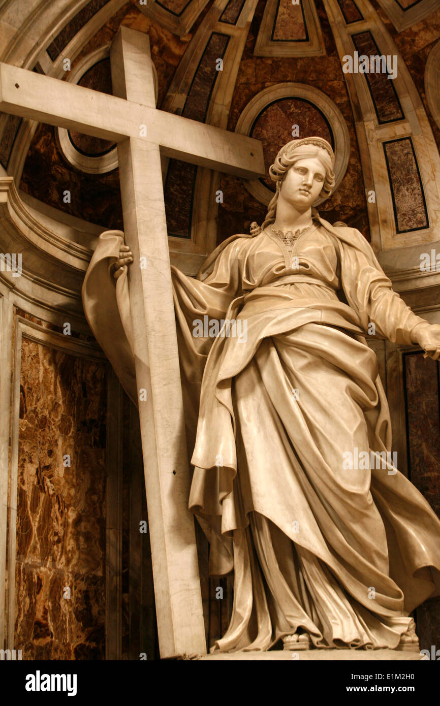 Statue of Santa Helen in St Peter's basilica Stock Photo - Alamy
