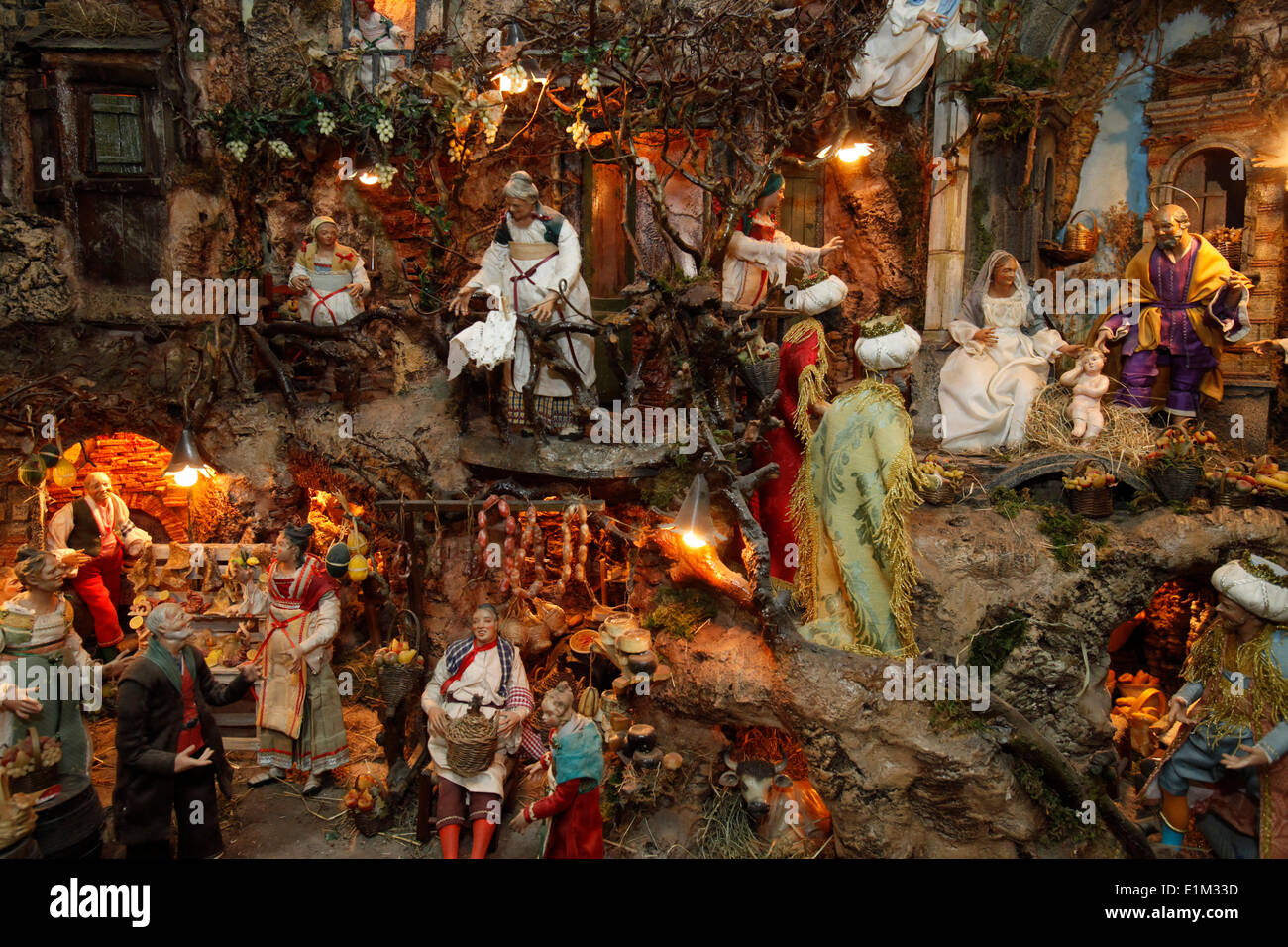 Napolitan nativity scene Stock Photo - Alamy