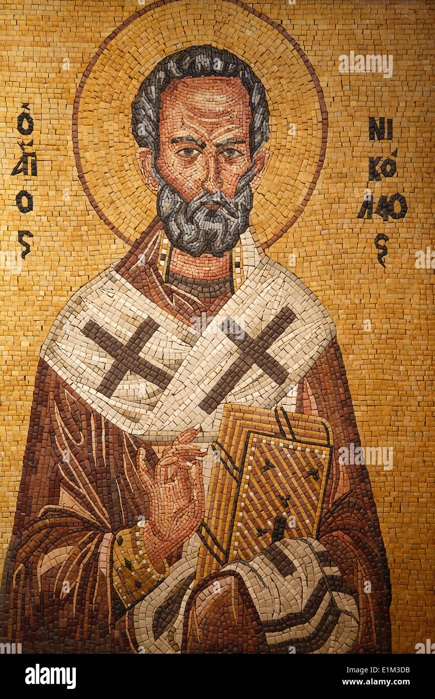 Saint nicholas icon hi-res stock photography and images - Alamy