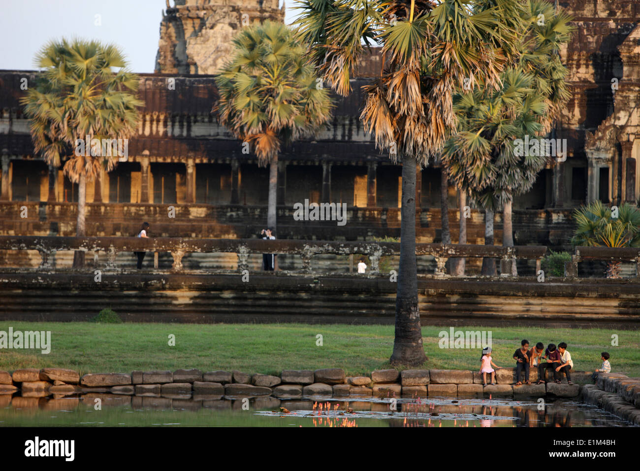Angkor Wat and Reflecting Pool Stock Photo - Alamy
