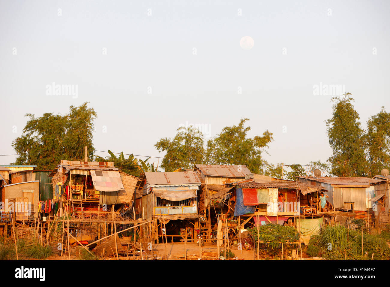 Poor area on the Mekong river Stock Photo - Alamy
