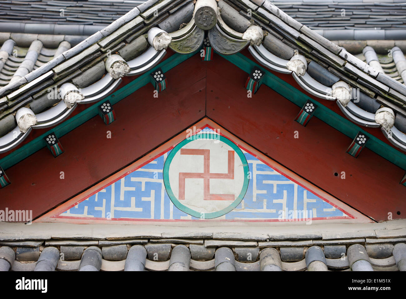 Buddhist cross hi-res stock photography and images - Alamy
