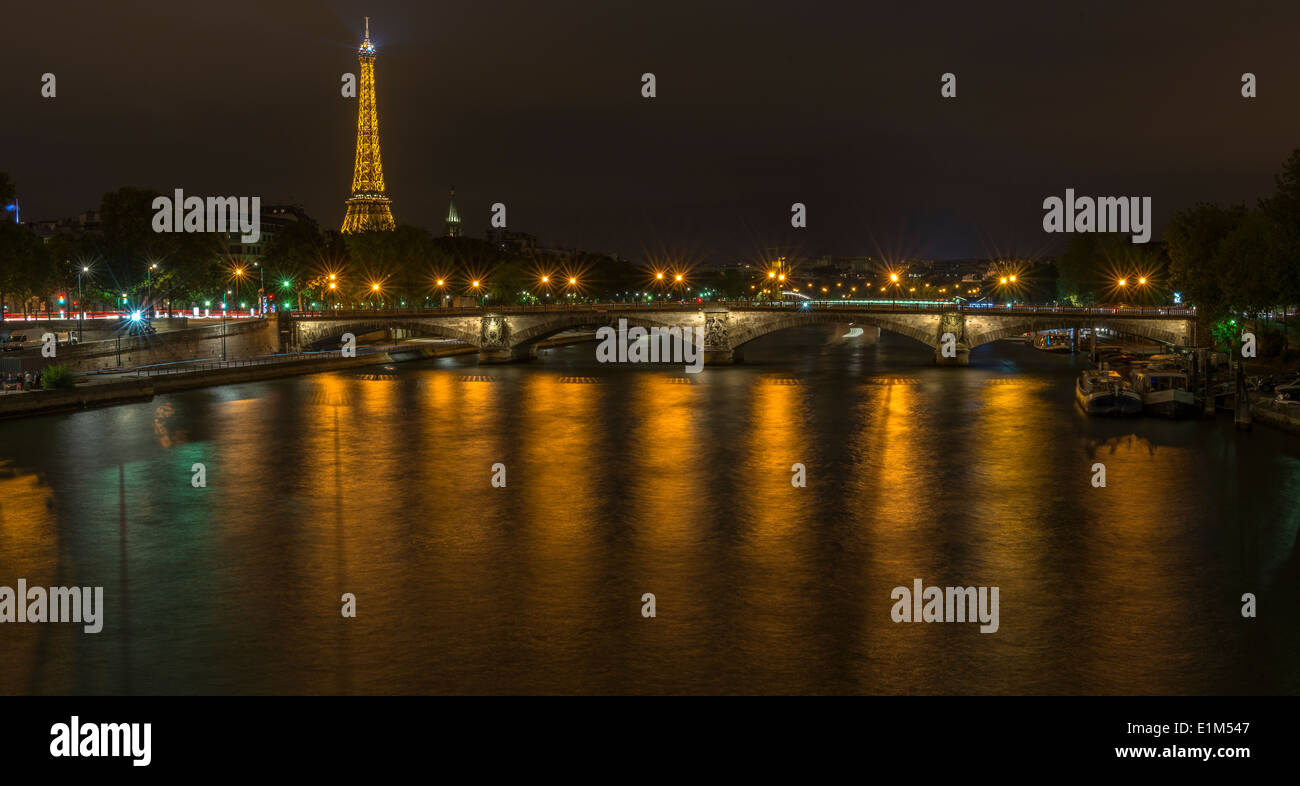 Night scene from eiffel tower hi-res stock photography and images - Alamy