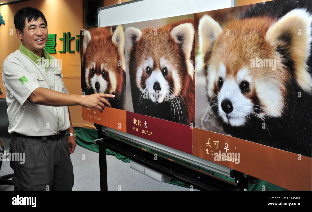 Taipei. 6th June, 2014. Director of the Taipei Zoo Jin Shih-chien ...