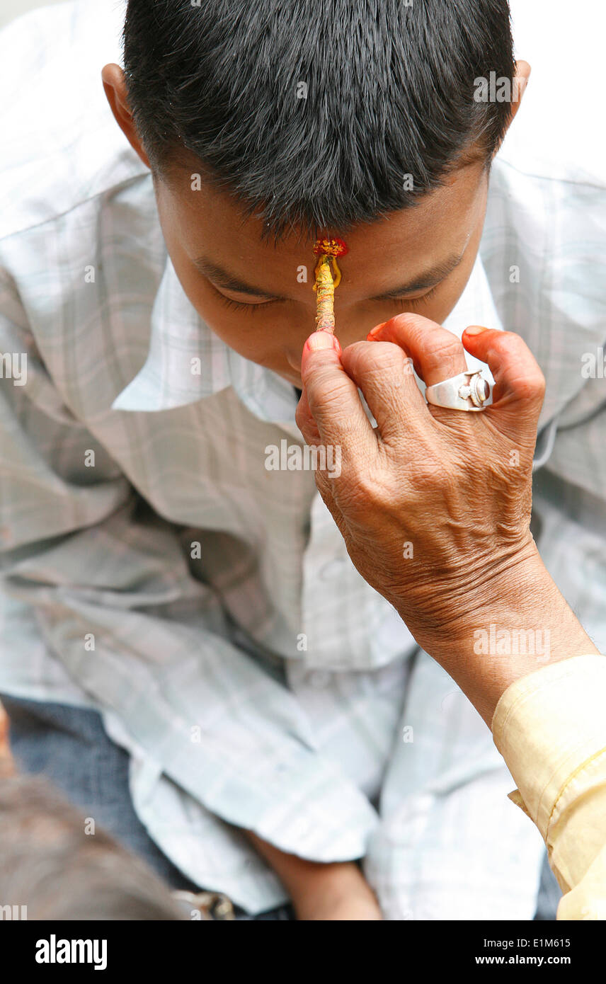 Tika on forehead hi-res stock photography and images - Alamy