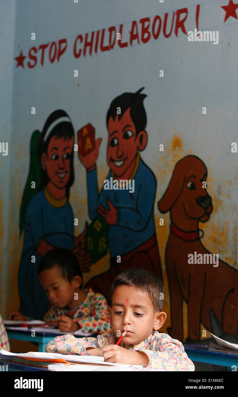Education primary hi-res stock photography and images - Alamy