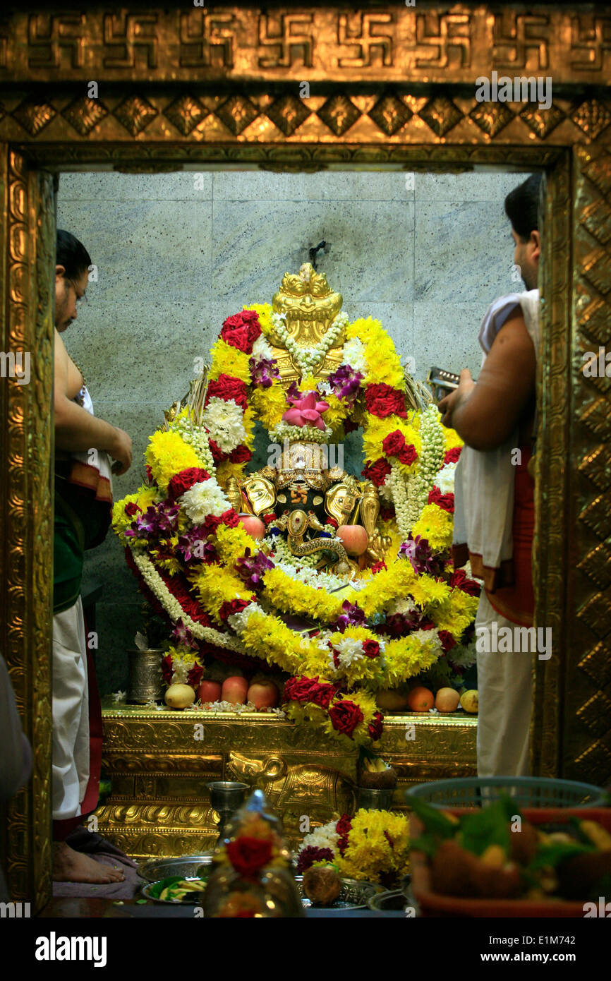 Ganesh temple. Kuala Lumpur Stock Photo - Alamy