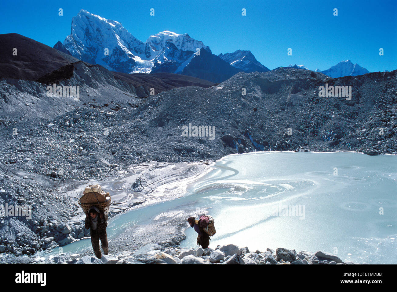 Nepalese Guide Sherpa High Resolution Stock Photography and Images - Alamy