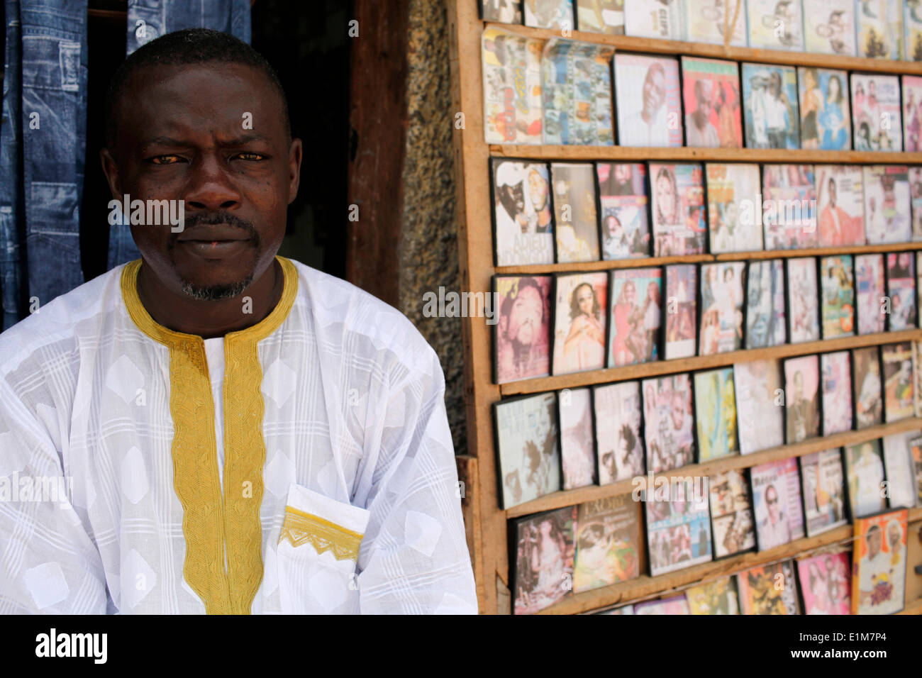African shopkeeper hi-res stock photography and images - Alamy
