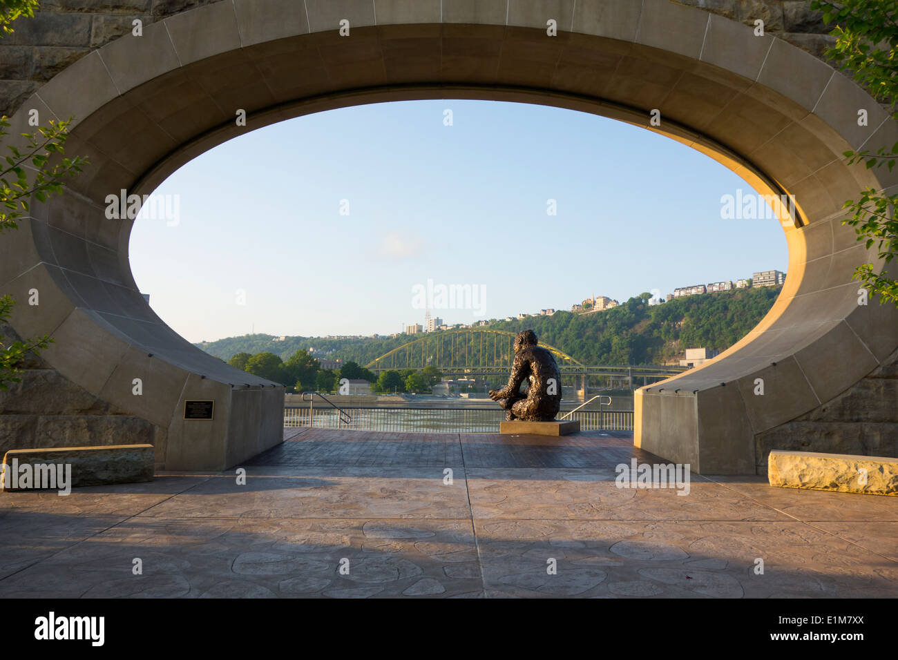 Fred Rogers memorial statue in Pittsburgh PA Stock Photo - Alamy