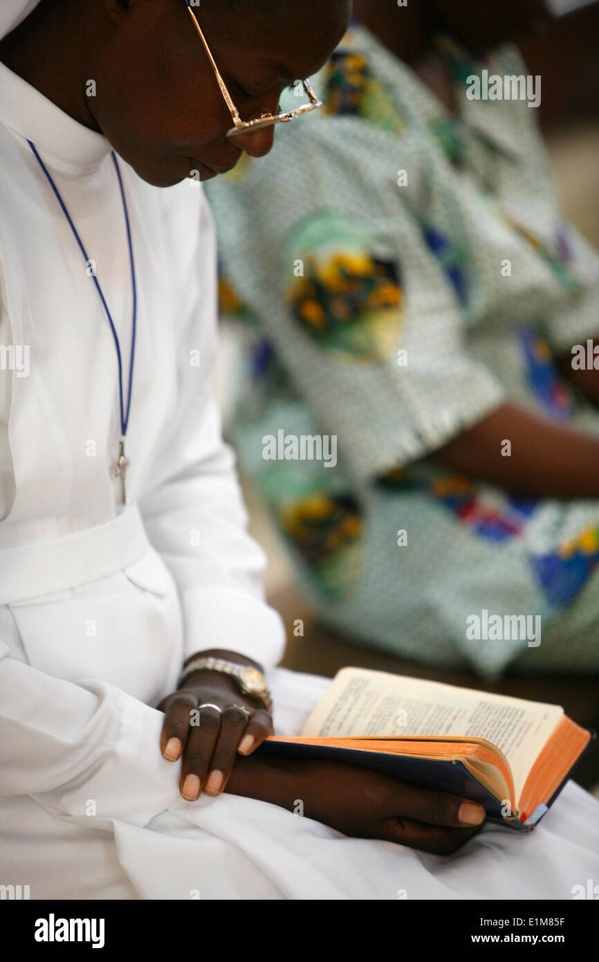 African Nun Stock Photos & African Nun Stock Images - Alamy