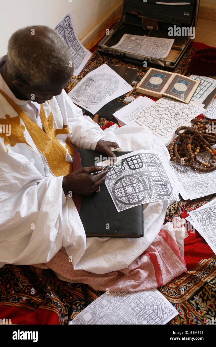 Marabout at work Stock Photo - Alamy