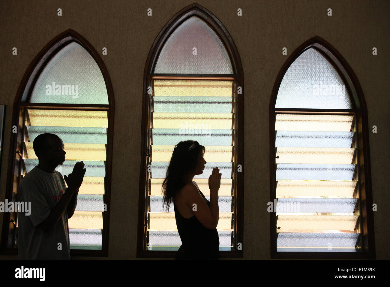 Catholic church people prayer hi-res stock photography and images - Alamy