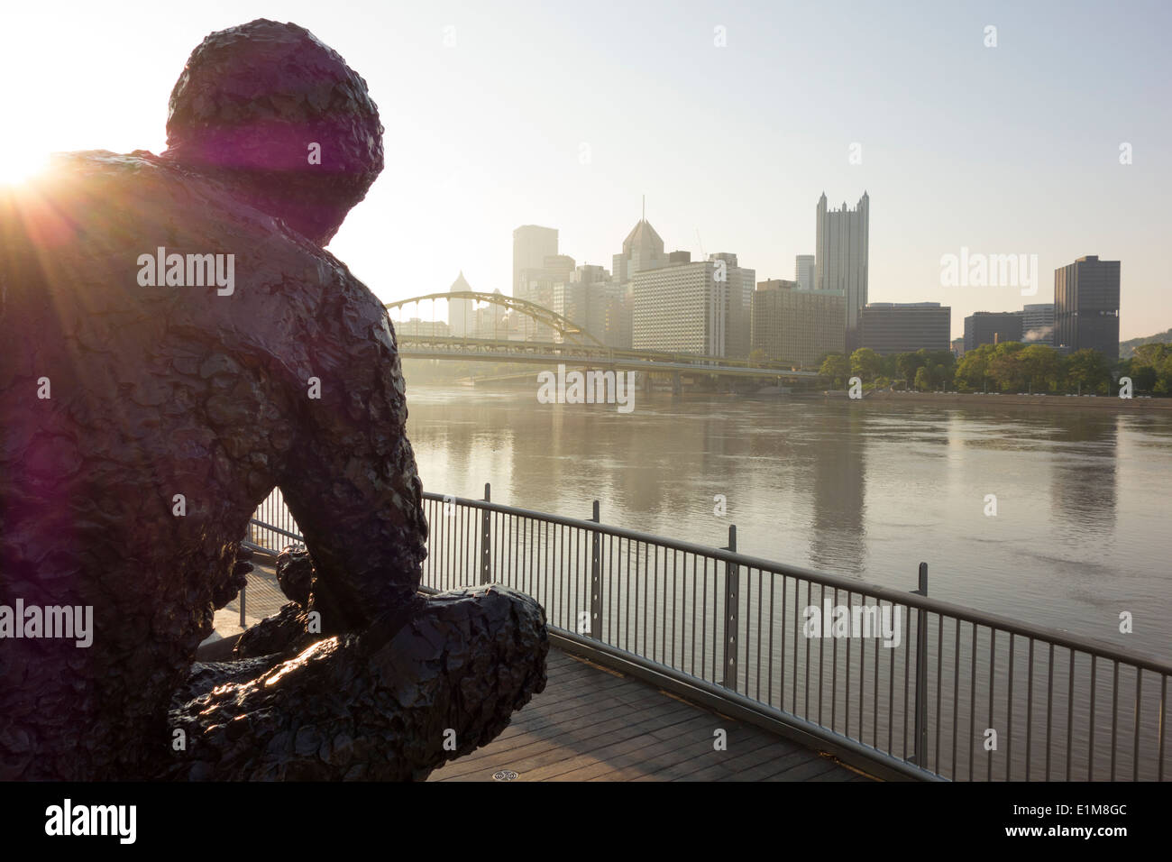 Mr rogers sculpture hi-res stock photography and images - Alamy
