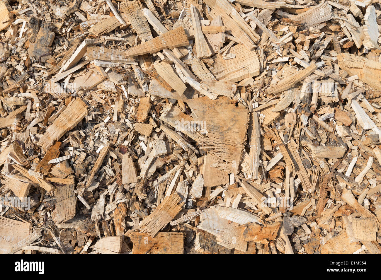 Background of wood chippings Stock Photo - Alamy