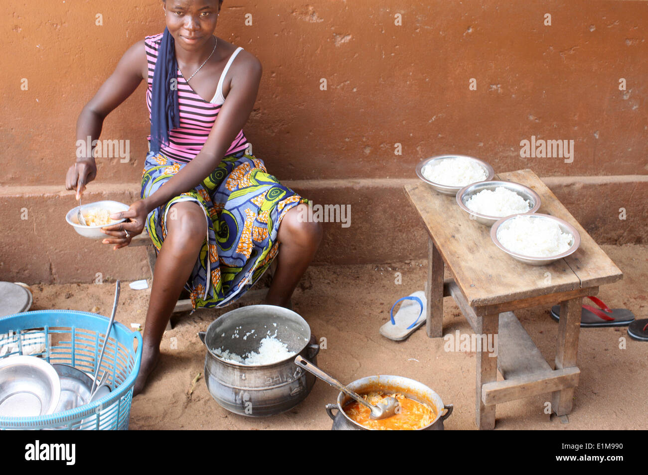 Africa meal plate hi-res stock photography and images - Alamy