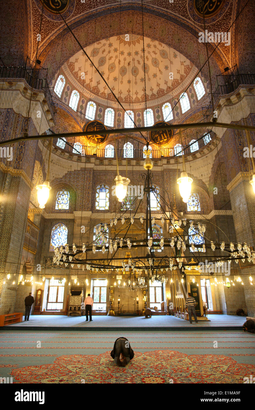 Man praying in the New Mosque Stock Photo - Alamy