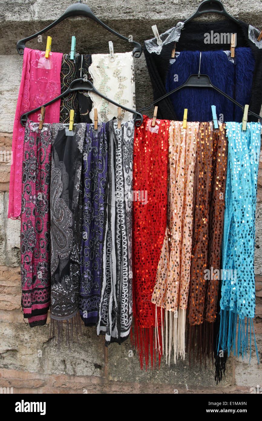 Hijabs for sale hi-res stock photography and images - Alamy