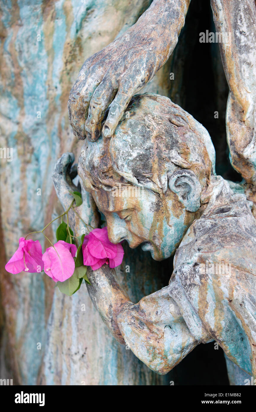 The sculpture of love and anguish hi-res stock photography and images ...