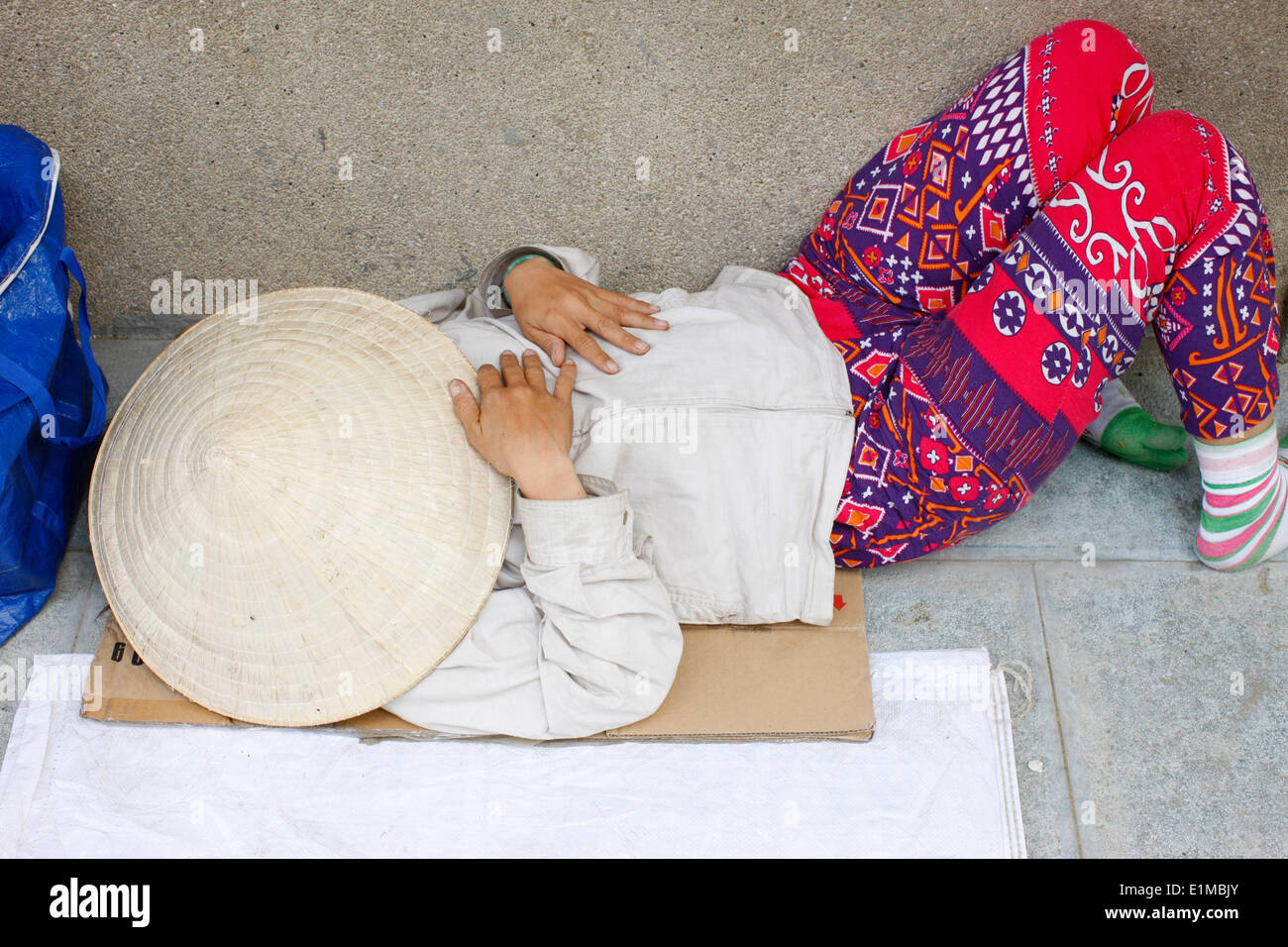 Poverty in vietnam hi-res stock photography and images - Alamy