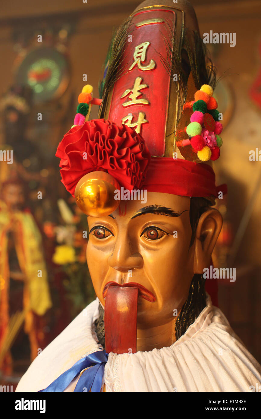 Chinese deity hi-res stock photography and images - Alamy
