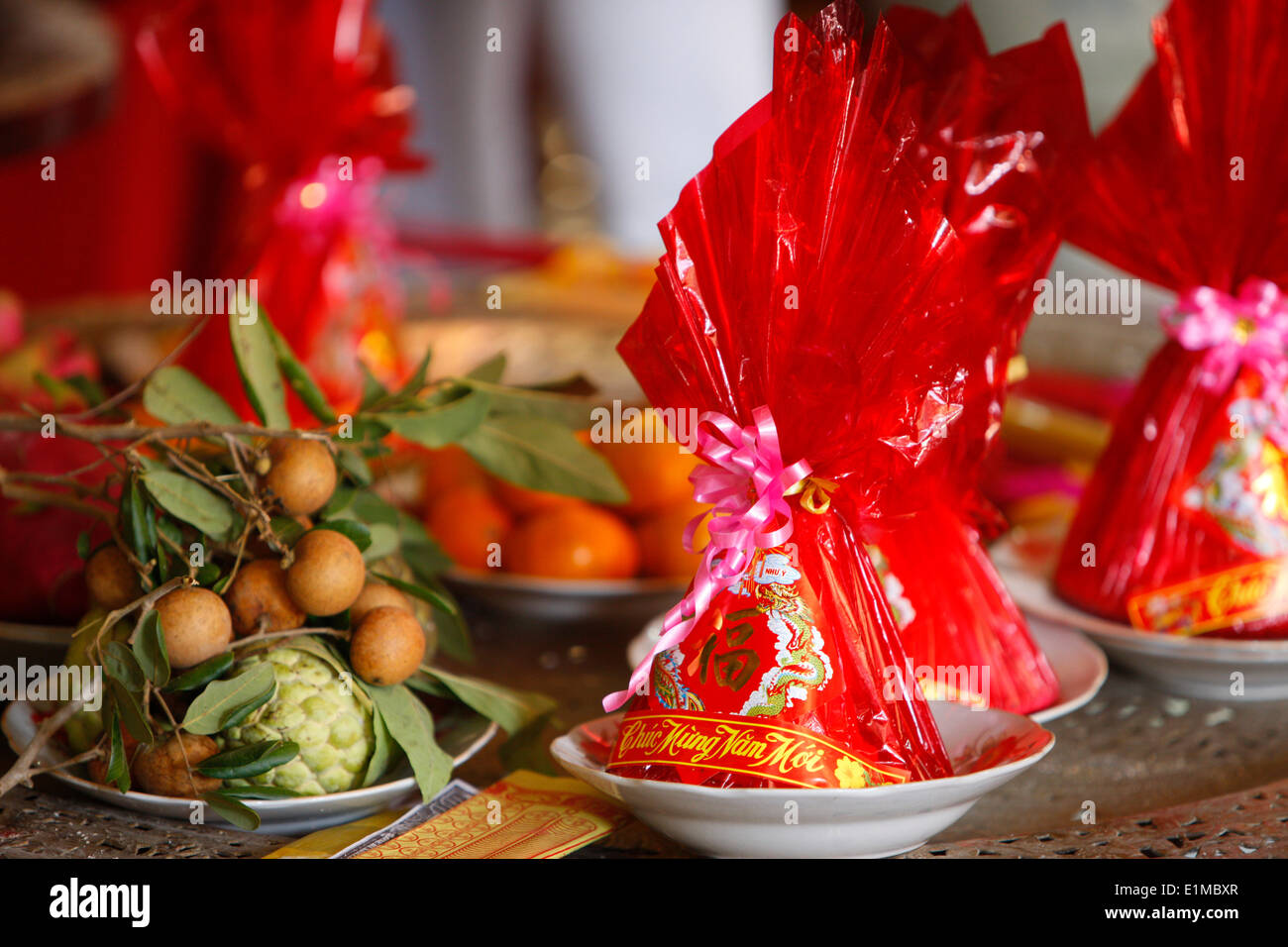 Chinese offerings temple hi-res stock photography and images - Alamy
