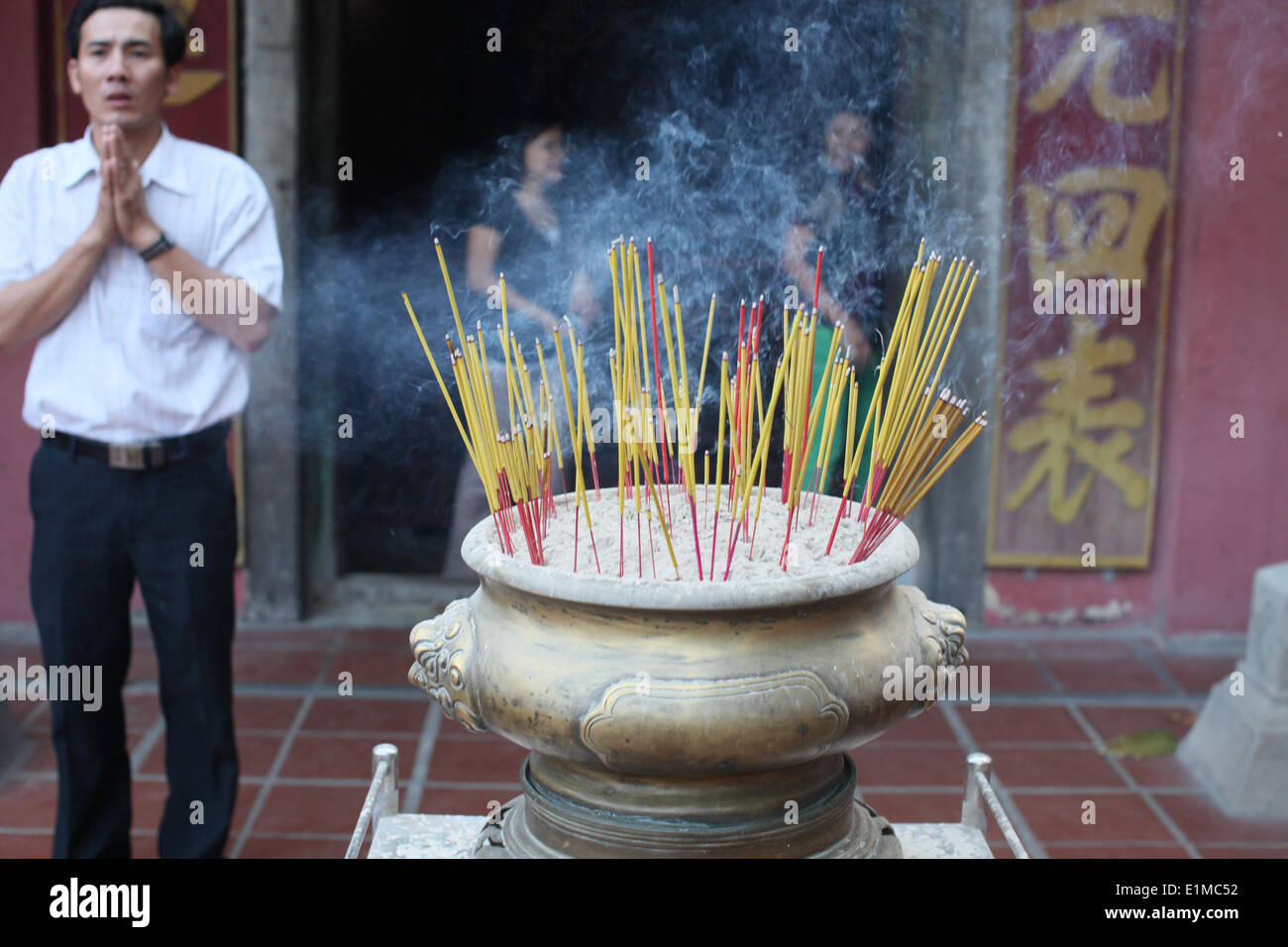Emperor Jade Pagoda. Taoist worship rituals Stock Photo - Alamy