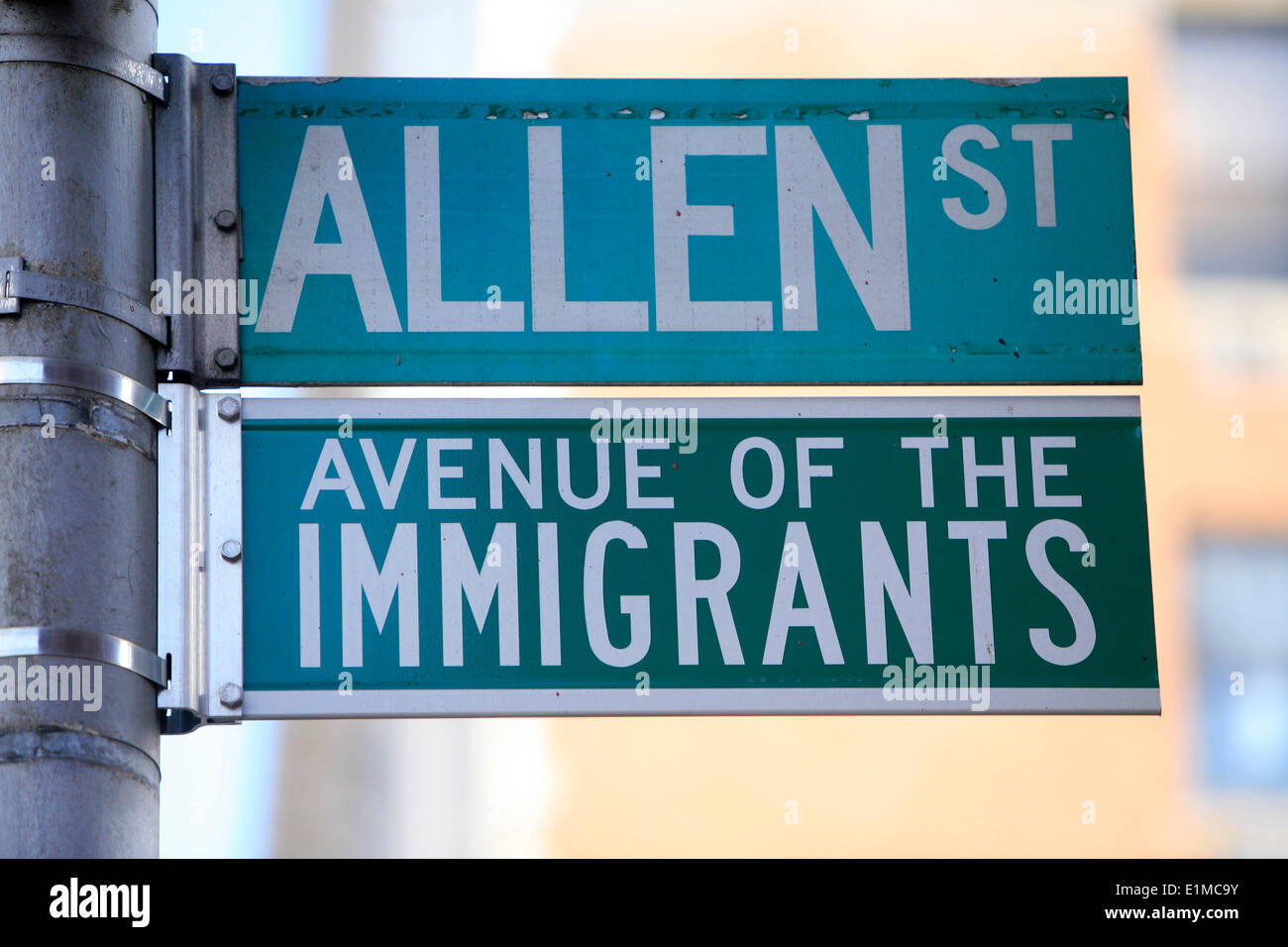 American street signs hi-res stock photography and images - Alamy