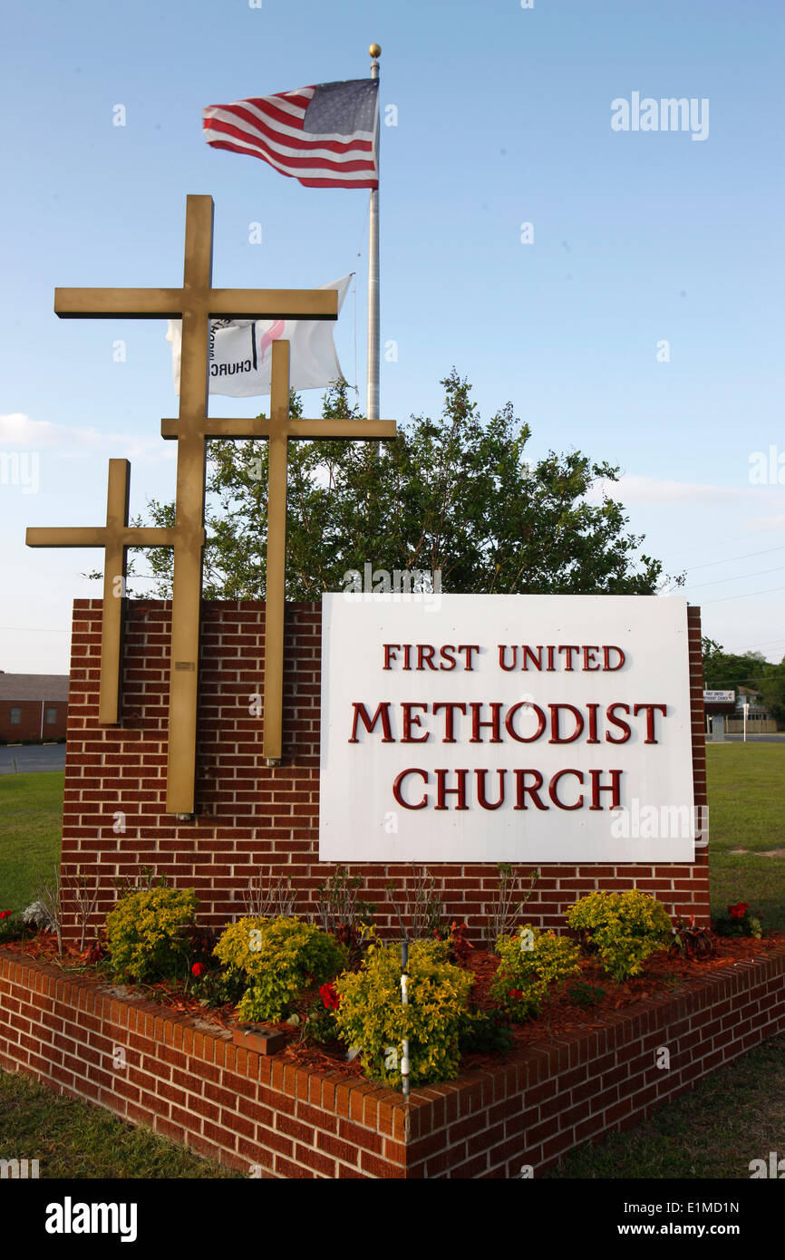 Methodist church sign hi-res stock photography and images - Alamy