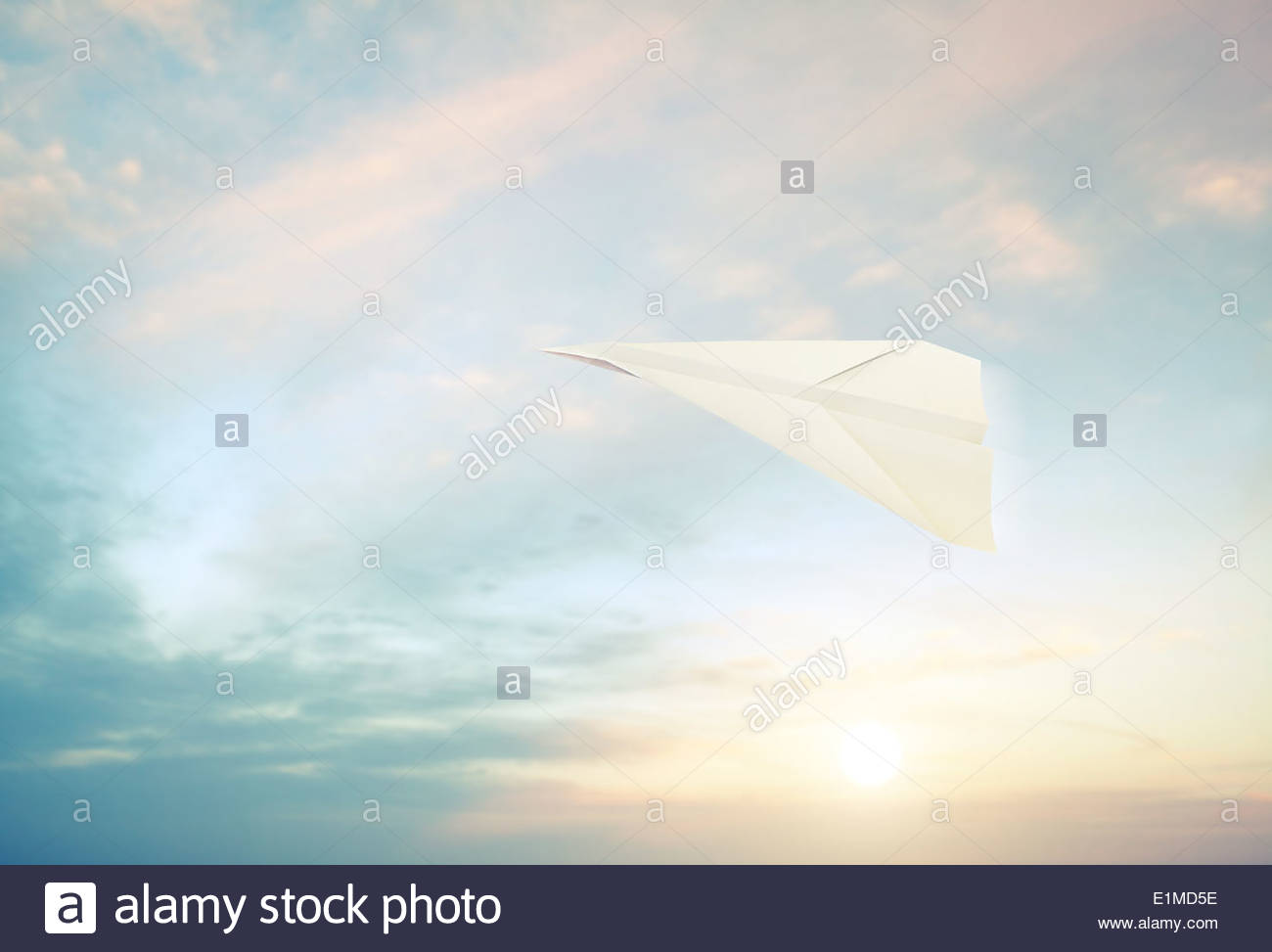 Paper Airplane Stock Photos & Paper Airplane Stock Images - Alamy