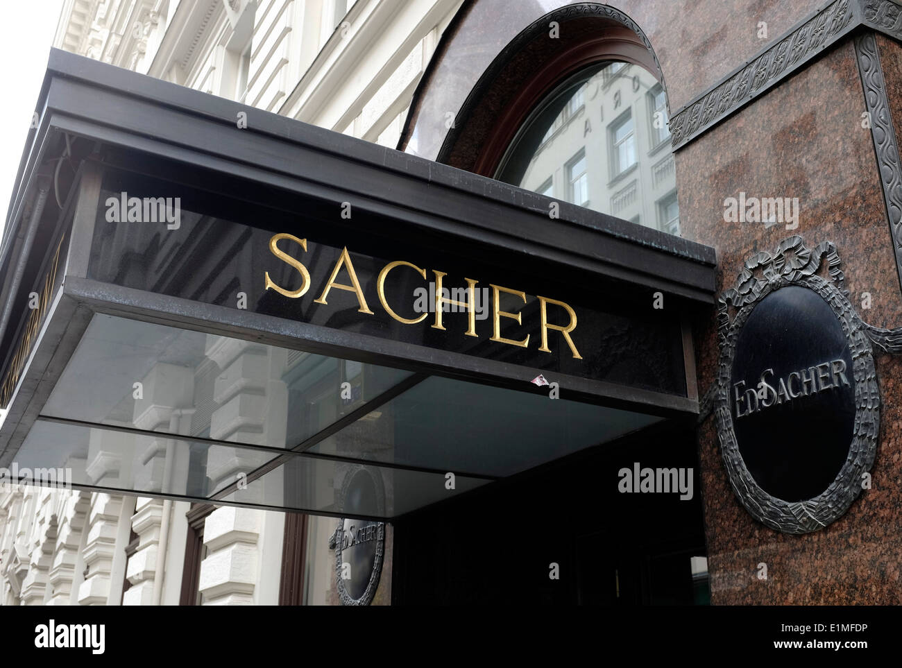 Anna sacher hi-res stock photography and images - Alamy