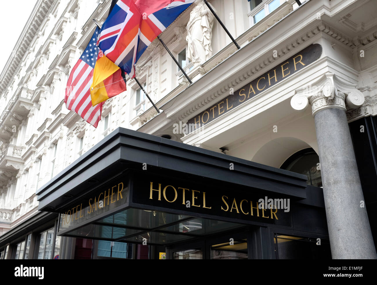 Anna sacher hi-res stock photography and images - Alamy