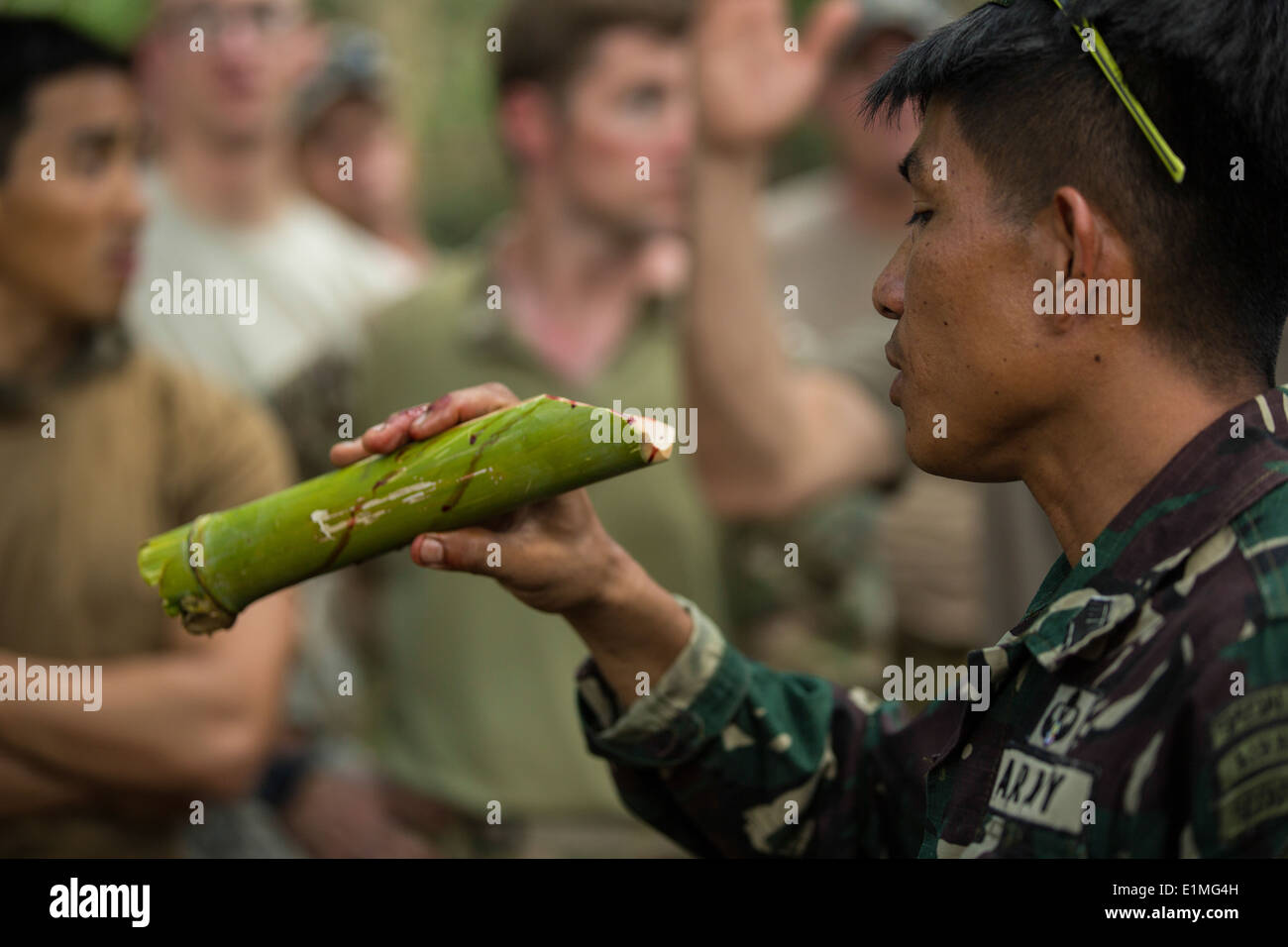Philippine army special forces hi-res stock photography and images - Alamy