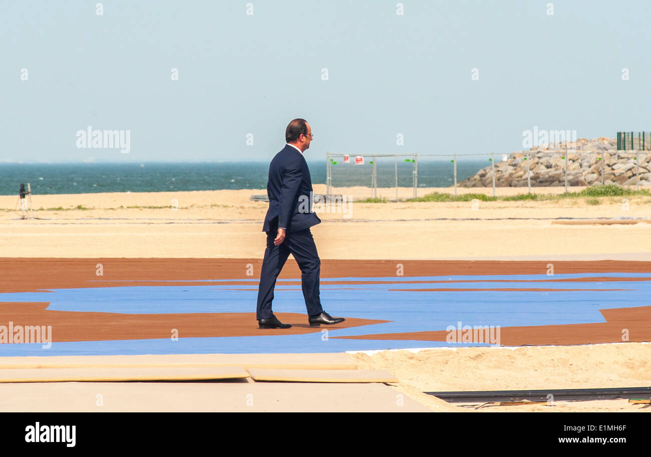 Sword beach ww2 hi-res stock photography and images - Alamy