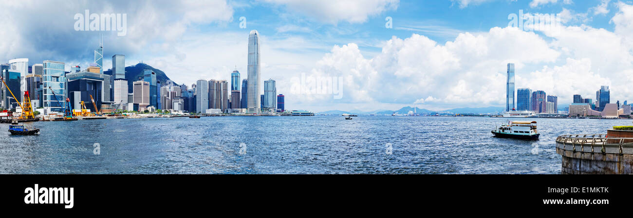 Hong Kong harbour , Wan Chai Waterfront Promenade Stock Photo - Alamy
