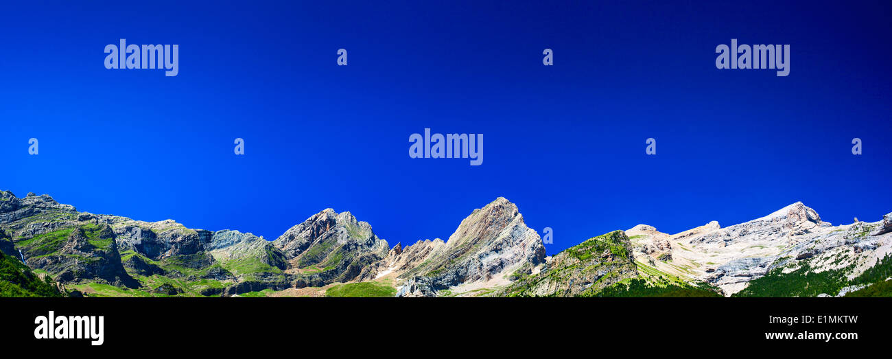 Pyrenees mountains summer panorama Stock Photo - Alamy