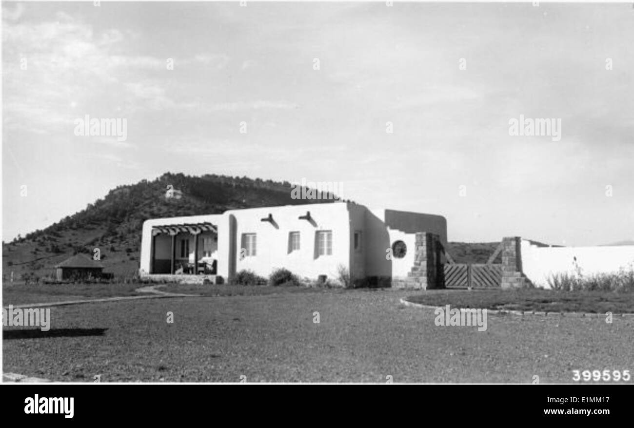 The historic Lincoln National Forest Ranger Station in New Mexico ...