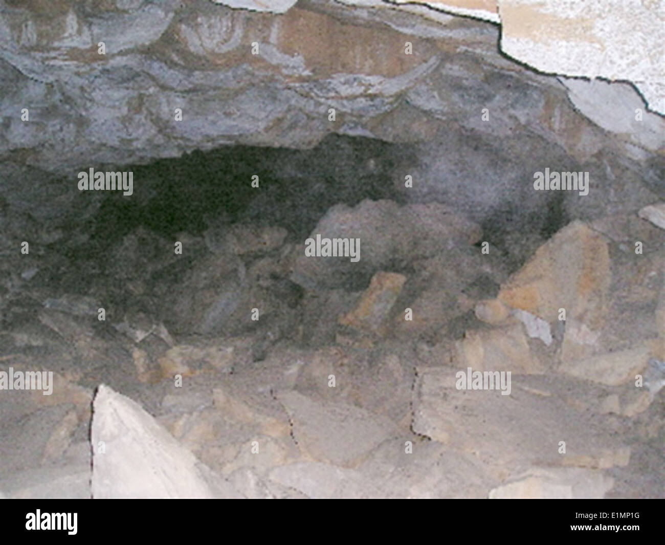 Fascinating caves hi-res stock photography and images - Alamy