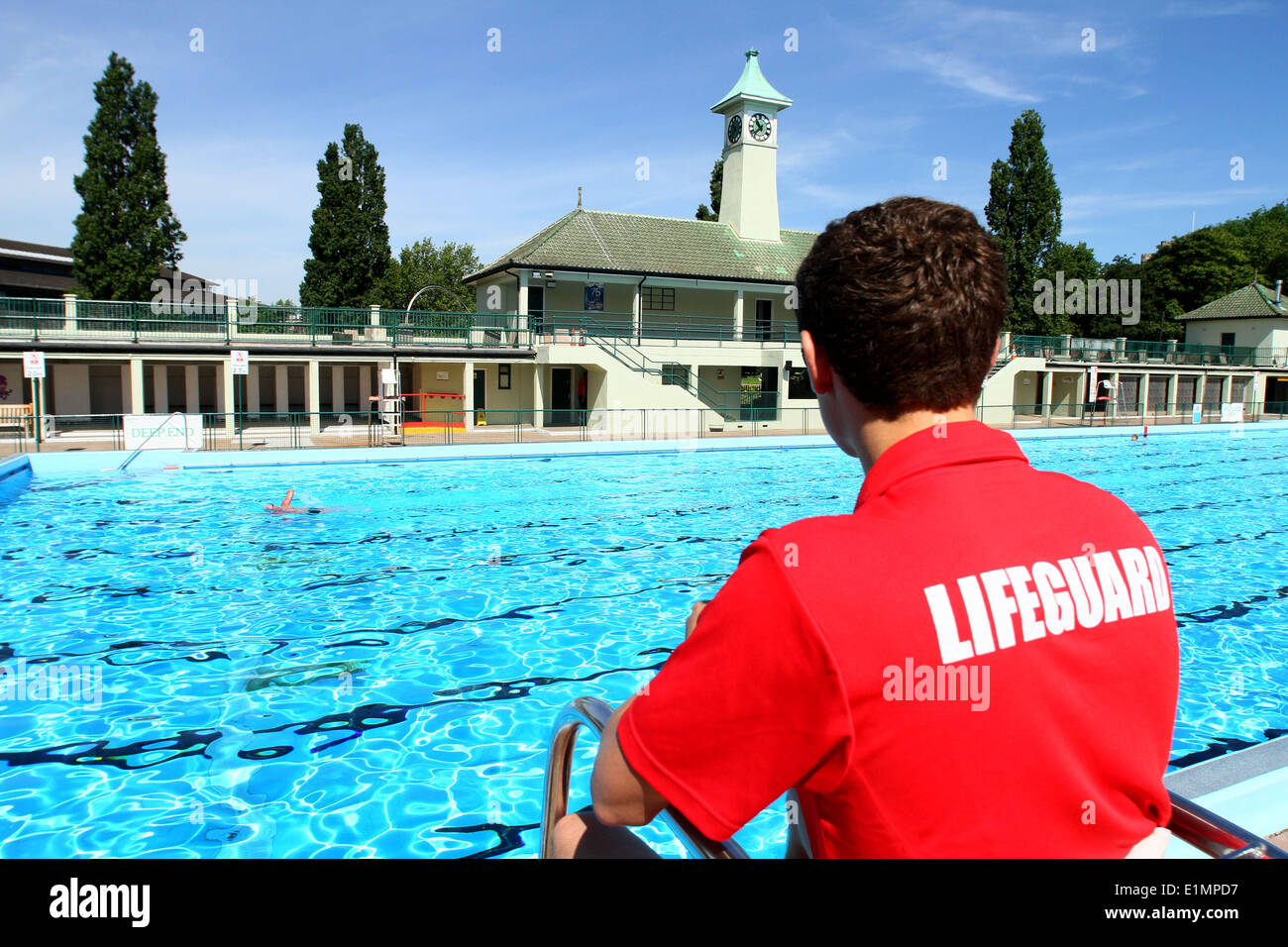 Lifeguard pool uk hi-res stock photography and images - Alamy