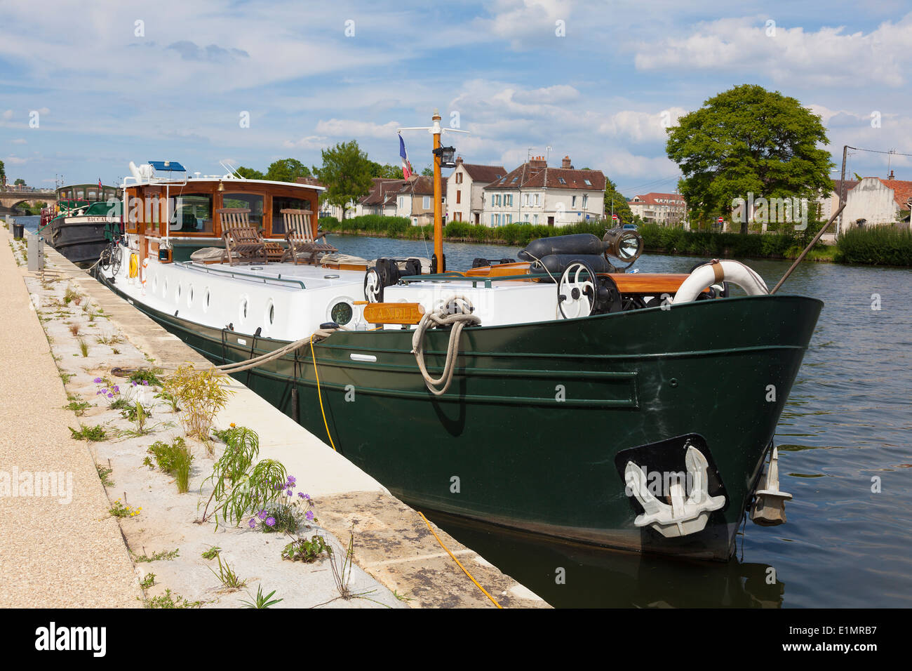 Department of yonne hi-res stock photography and images - Alamy