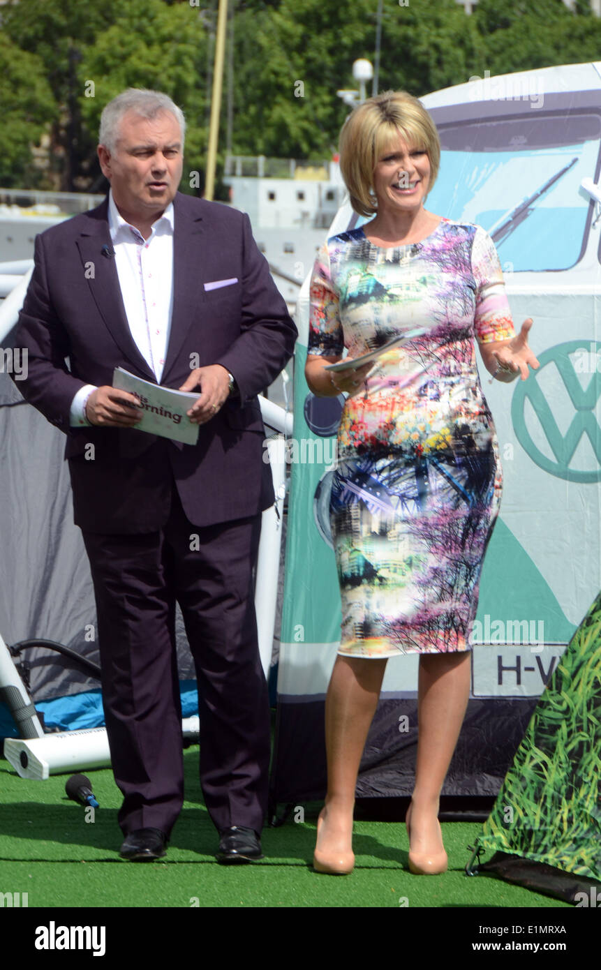 Ruth Langsford High Resolution Stock Photography and Images - Alamy